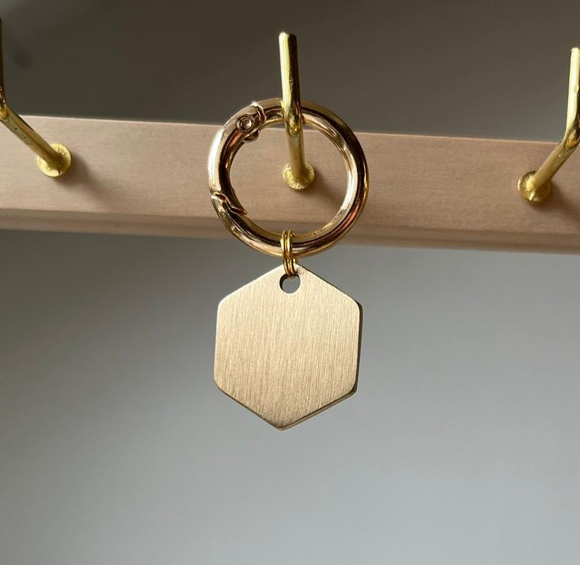 The hexagon tag (small) – MAX&MOU TAGS